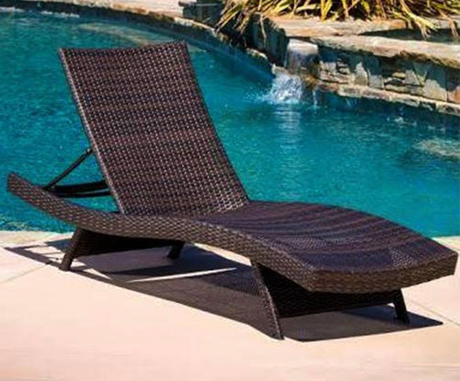 Swimming Pools Accessories - Swimming Pools Lounger